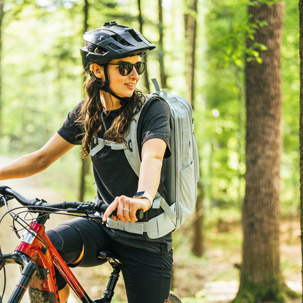 18L Alpine Backpack 3.0 / Mint Gray